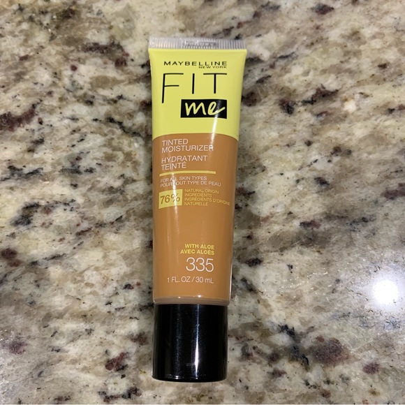 Maybelline | Makeup | Maybelline New York Fit Me Tinted Moisturizer ...